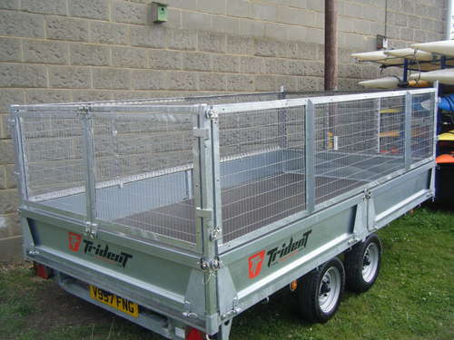 Mini Bus & Trailer | 5th Northfleet Scout Group